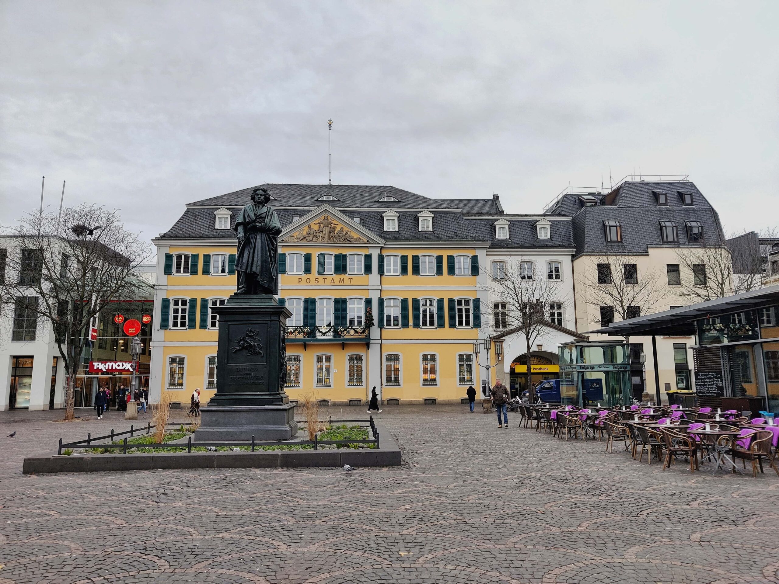 Visitar Bonn en un Día - WanderFoodieGirl
